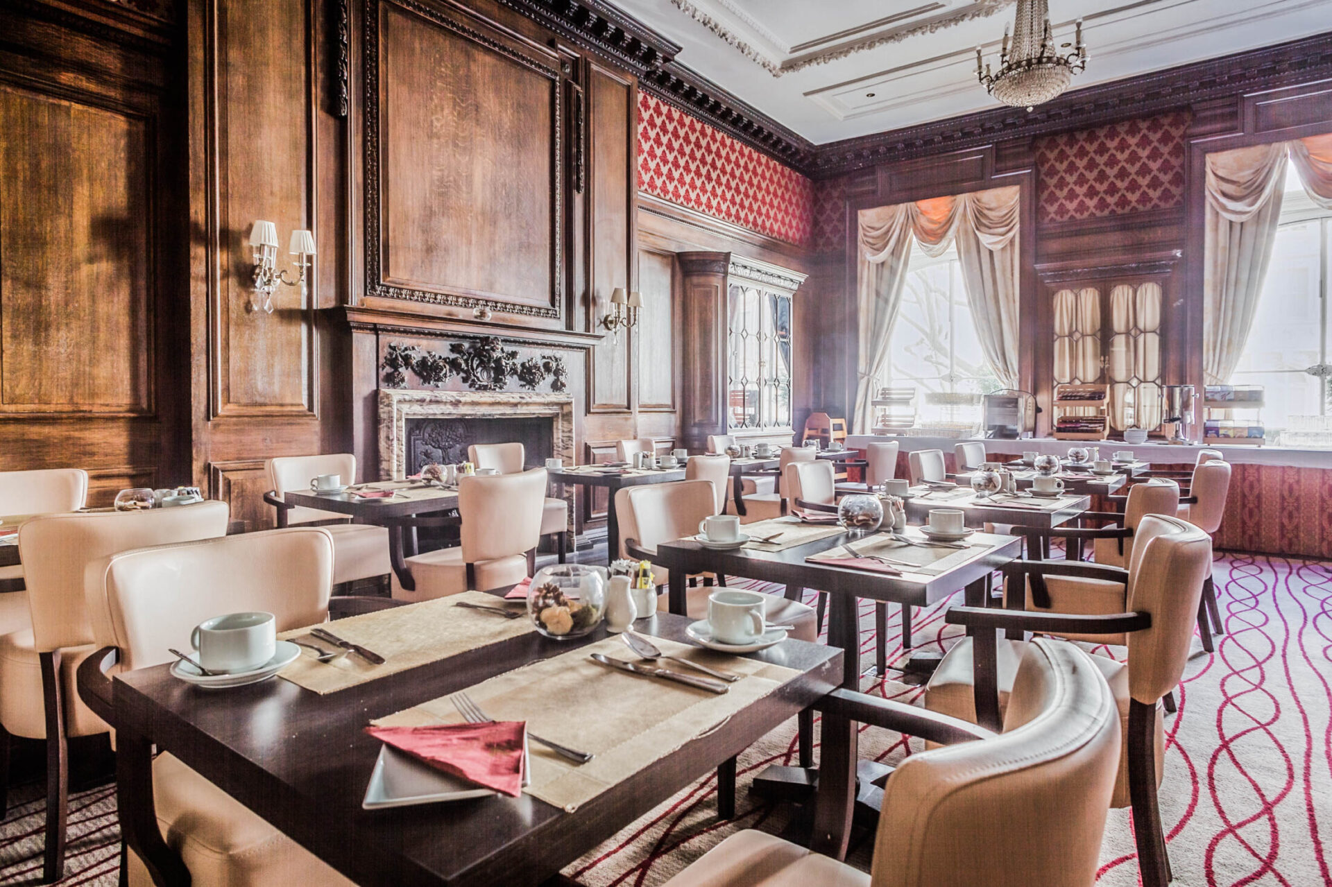 Breakfast at Grand Royale Restaurant | Grand Royale Hyde Park